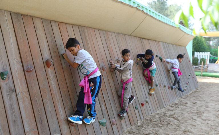 Outdoor Adventure Activities for Kids at Aventura Parks